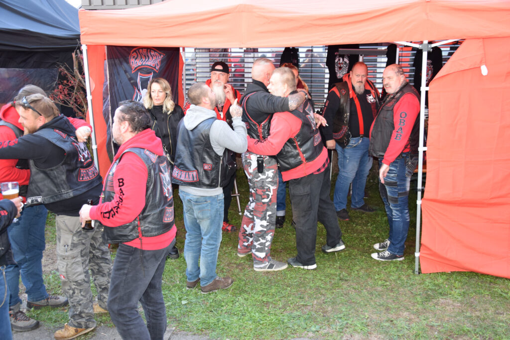 20 Jahre - BASTARDS MC = 20 Jahre Chapter Waiblingen - ZEITBLATT