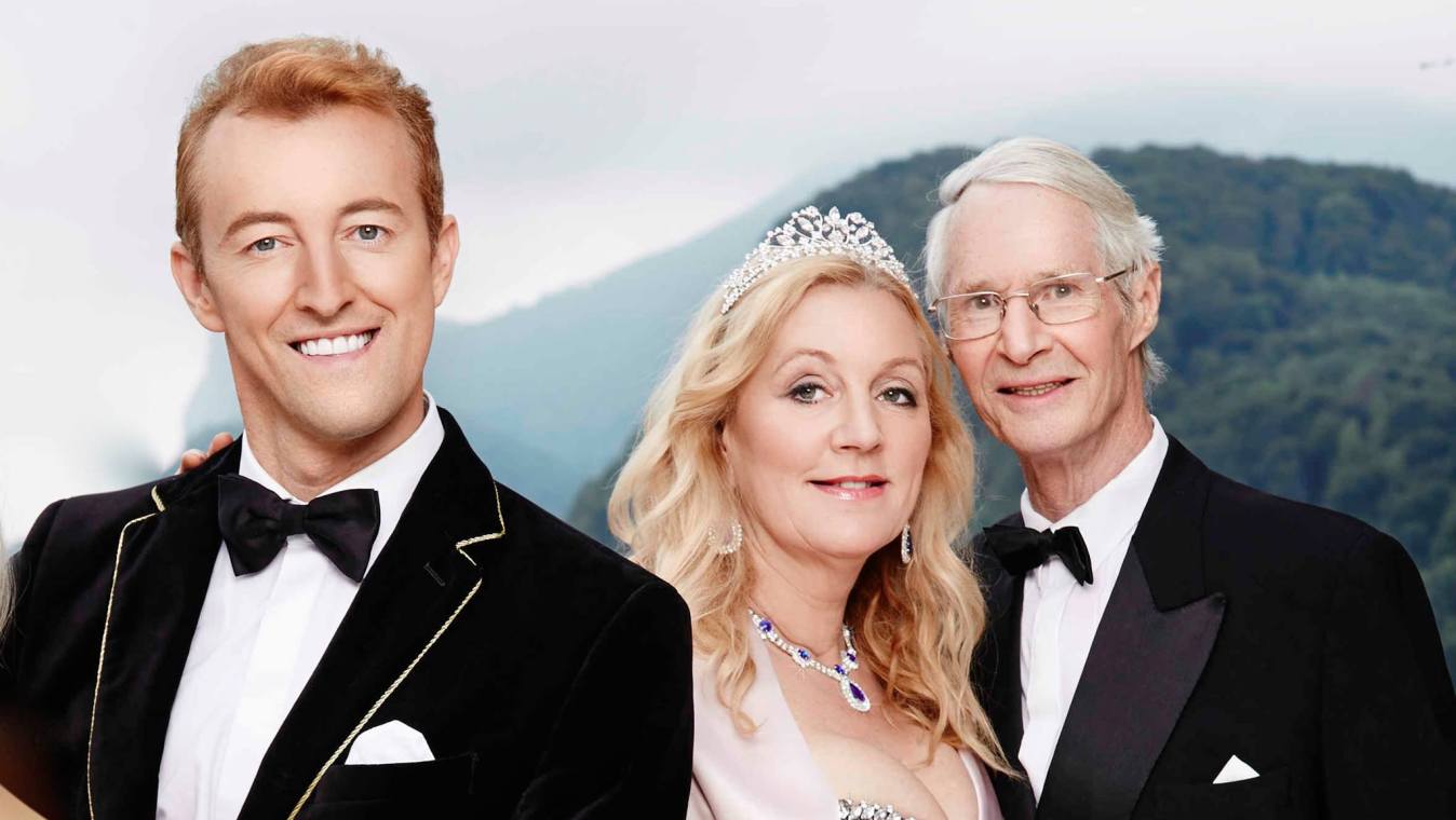 Prince Mario-Max of Schaumburg-Lippe after Prince Harry's Selfie and ...